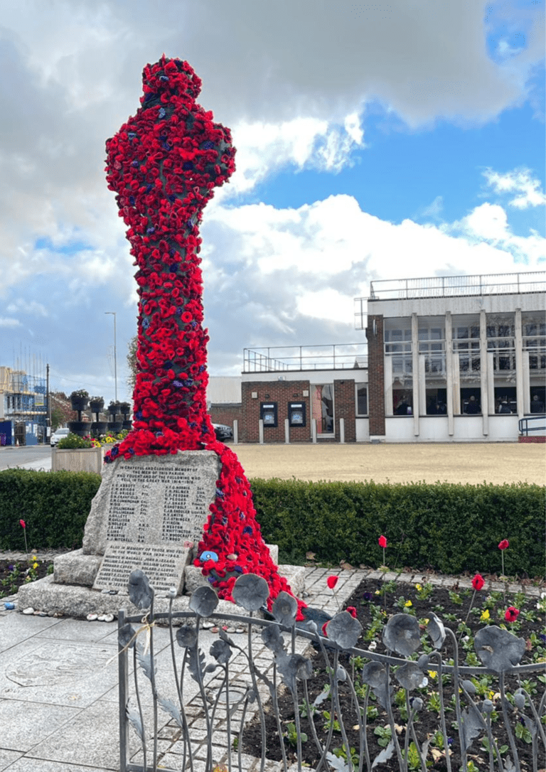 Poppy Displays across the Town - Flitwick Town Council